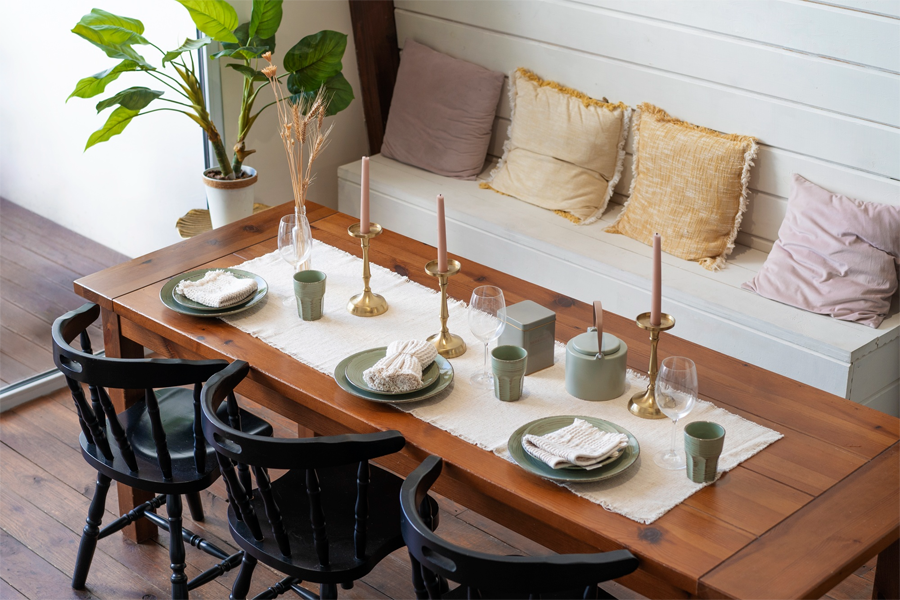 Dining in Style: Tips for Finding the Dining Table of Your Dreams